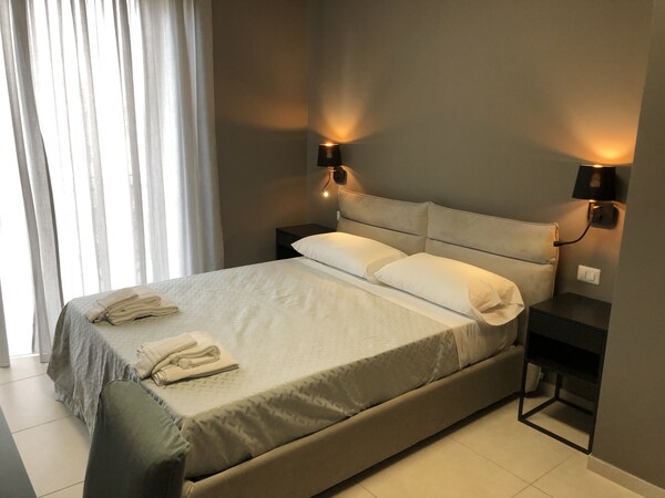 Dante 11 Guesthouse - Bari