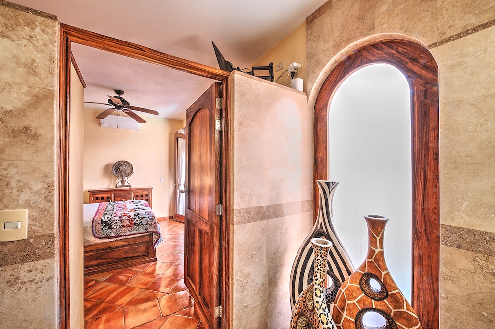 Hacienda Tropical A Truly Authentic Experience In The Heart Of Puerto Vallarta! - Nayarit