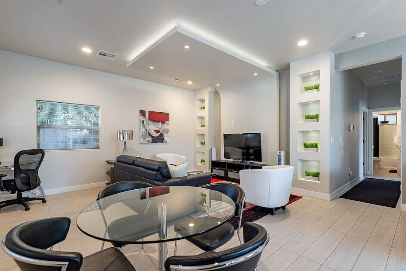 Phx Retreat | 2 Bedroom 2 Bath Home In Historic Neighborhood - Phoenix, AZ