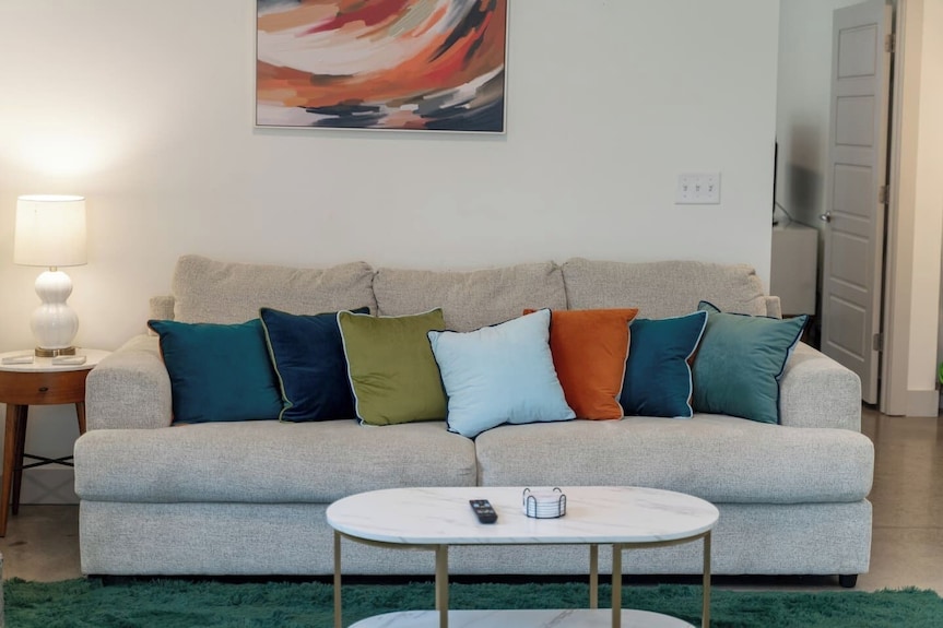 Urban-chic Condo: 1.4mi To New Sc Stadium! Sleeps - SoundWaves at Gaylord Opryland, Nashville