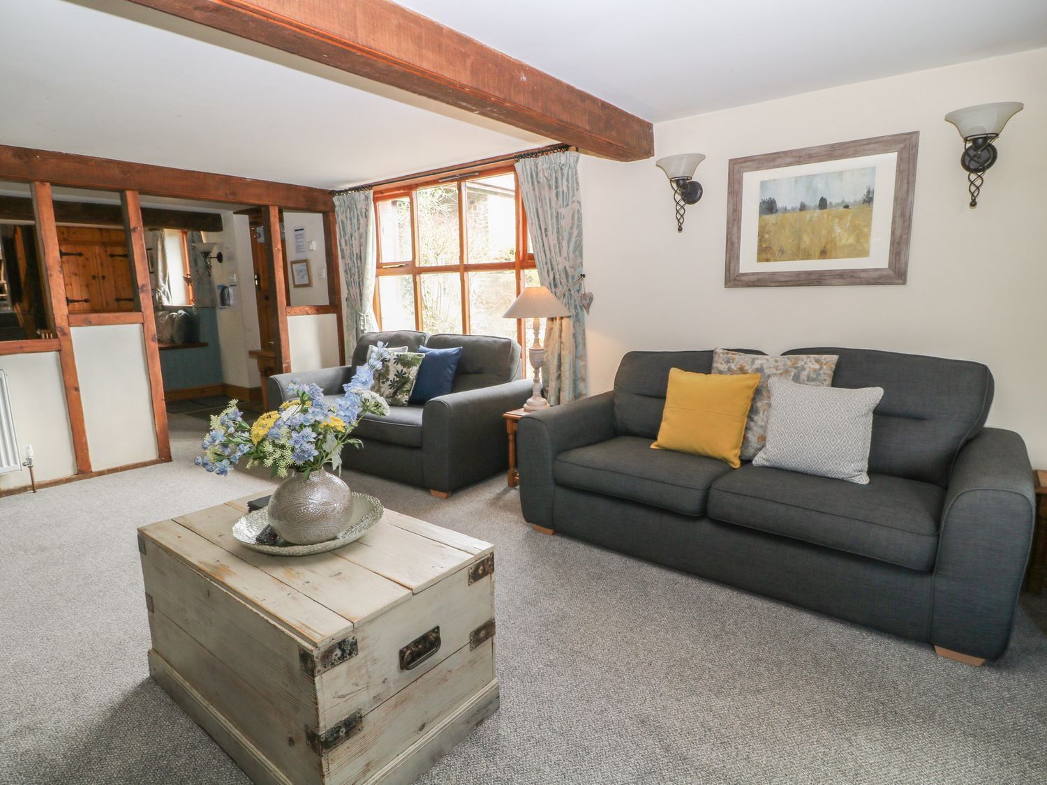 Hazel Barn, Pet Friendly, Character Holiday Cottage In North Molton - England