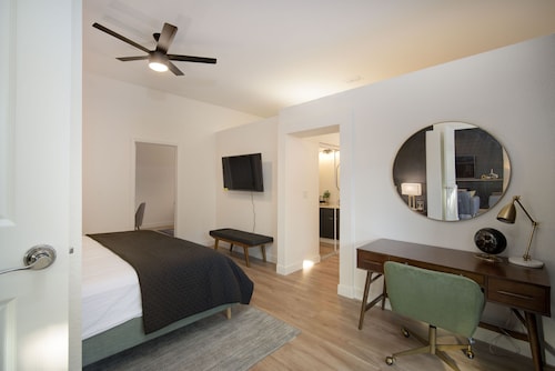 5br/3ba House, Pool/hot Tub - Sacramento