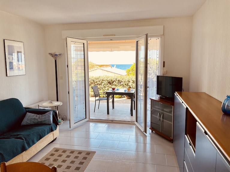 Rez-de-jardin Vue Mer, à 1mn à Pied D'une Crique Paisible - Lumio