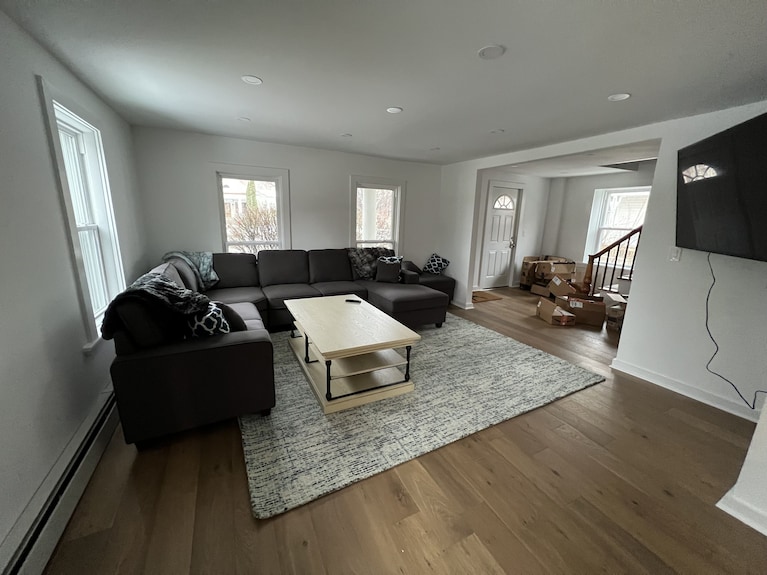 Modern 7bd/3ba Mountain Chalet W/ Hot Tub, 3 Minutes From Okemo - Vermont