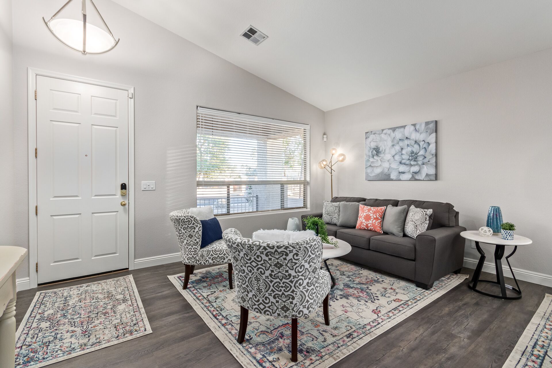 Mesa Spectacular. 30 Night Min.  Heated Pool. - Mesa, AZ