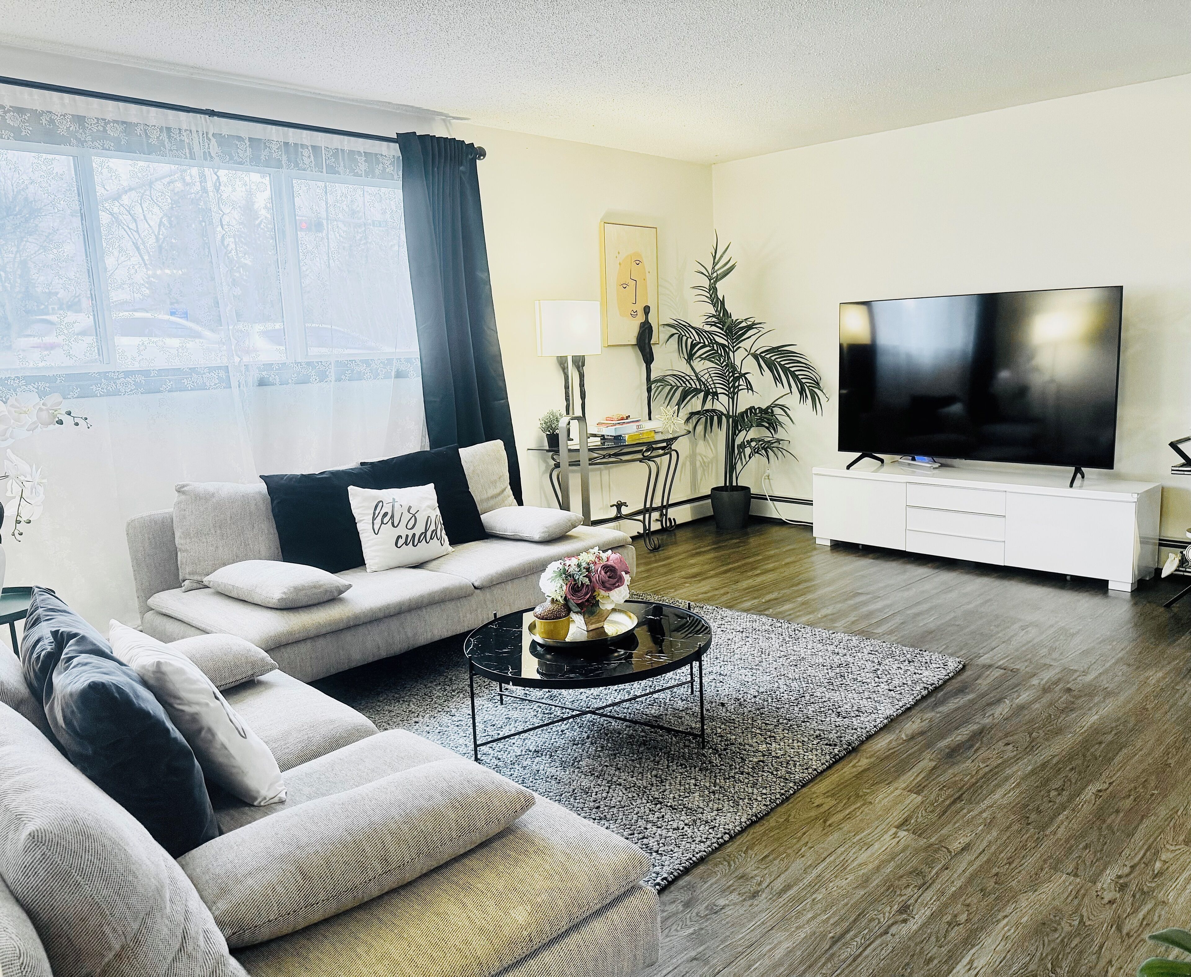 Modern Unit*kingbed*baby & Kid Friendly*fireplace* - Edmonton