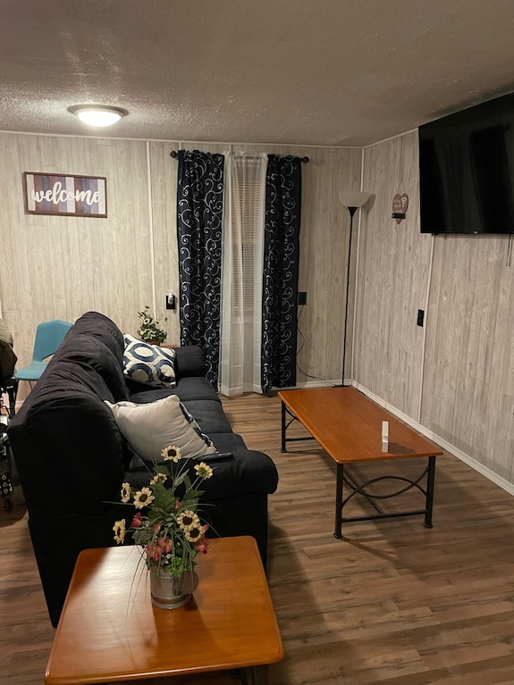 Hatfield Mccoy Trails! Newly Renovated 3 Bedroom House With Atv Trail Access. - West Virginia