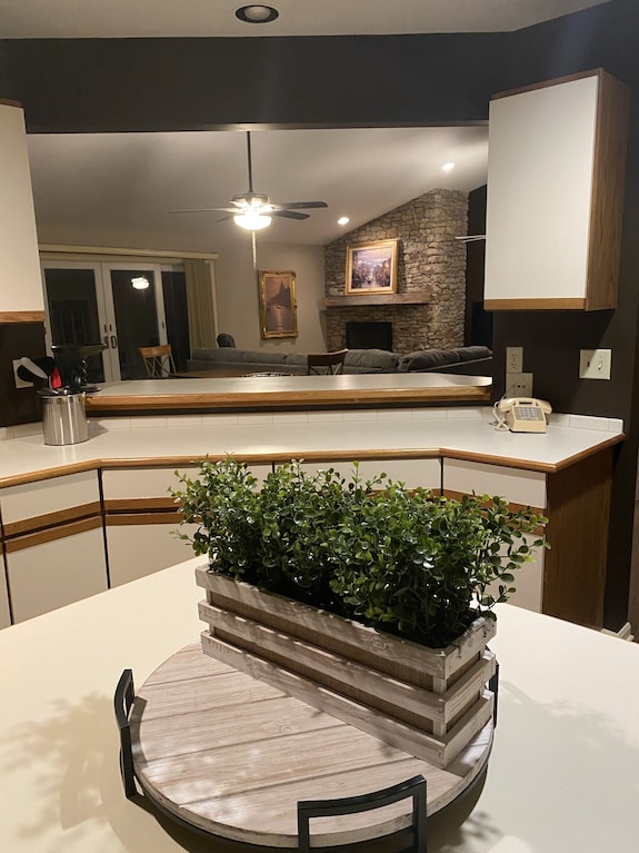 Family Friendly Home W/ Game Room- Perfect Location - Zulu, Kansas City