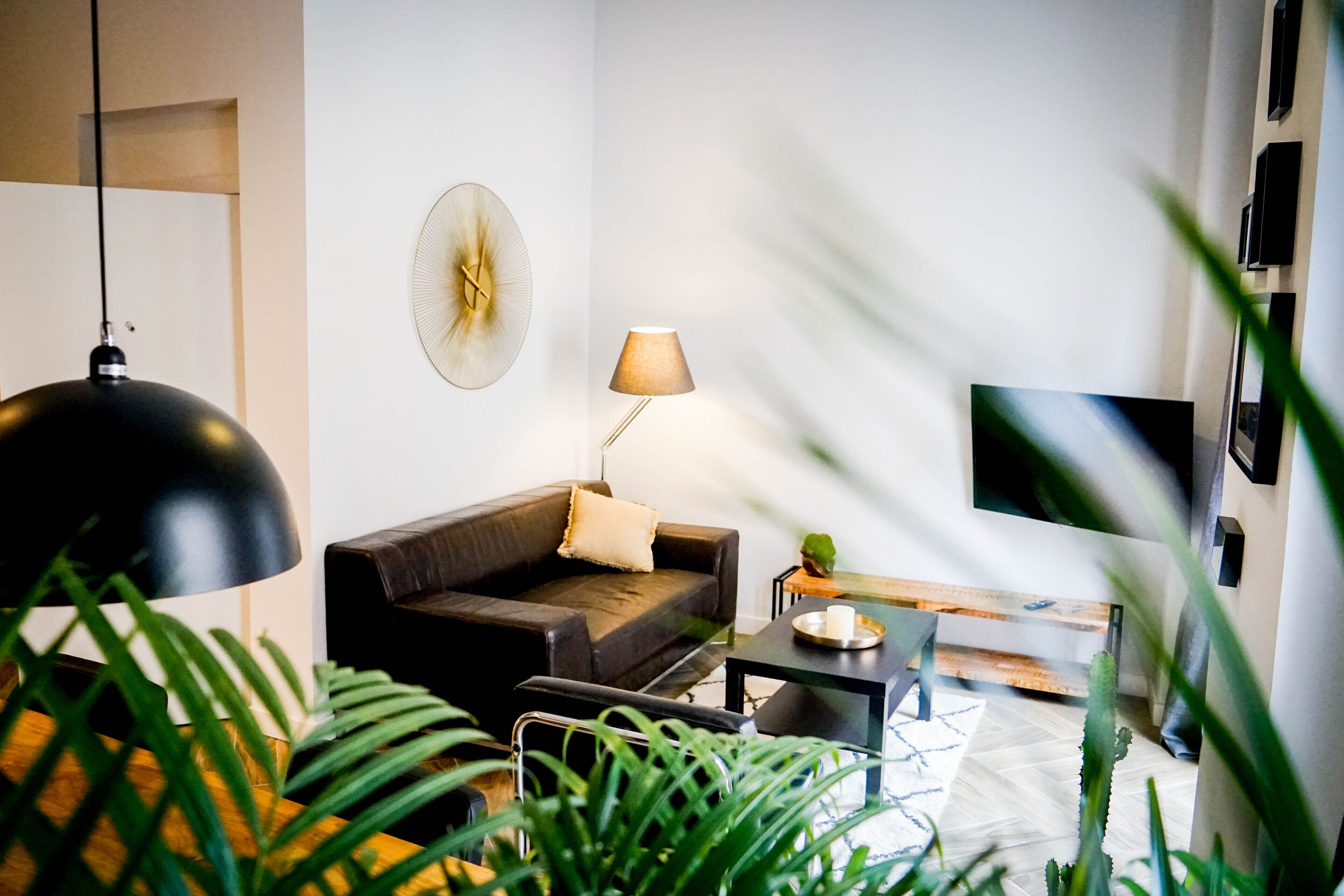 Stylish City Center Apt.king Bed - Malaga