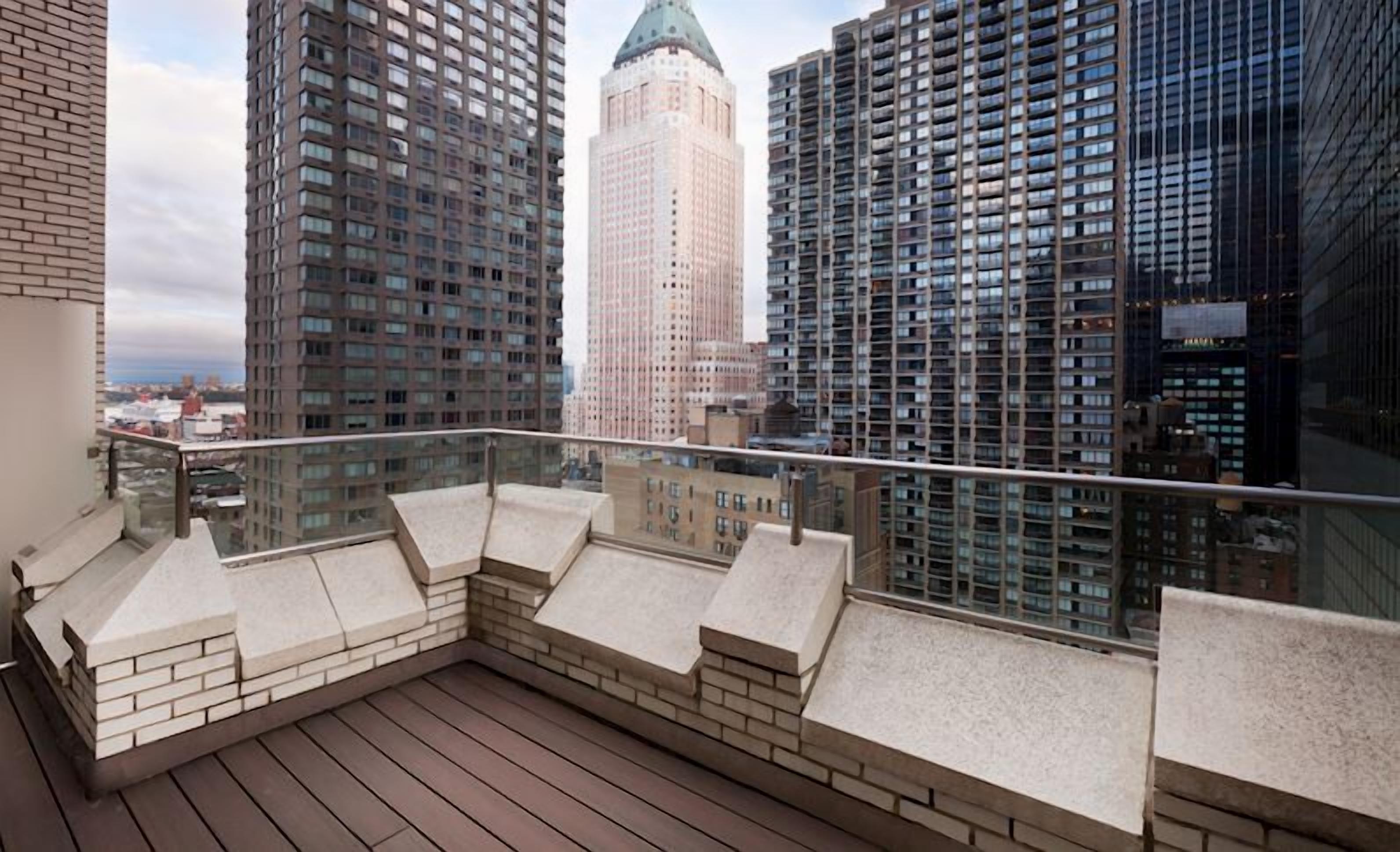 2 Elegant Units in Art Deco Gem! 3 Restaurants, Steps to Times Square ...