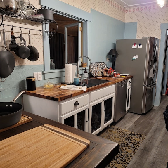 Relaxing Country Setting Perfect For That Special Get Away!! - Nebraska