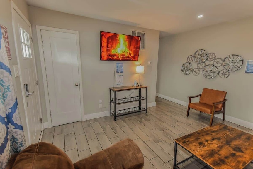 Stylish Reno Retreat With King Beds Near Casino & Rodeo - Reno, NV