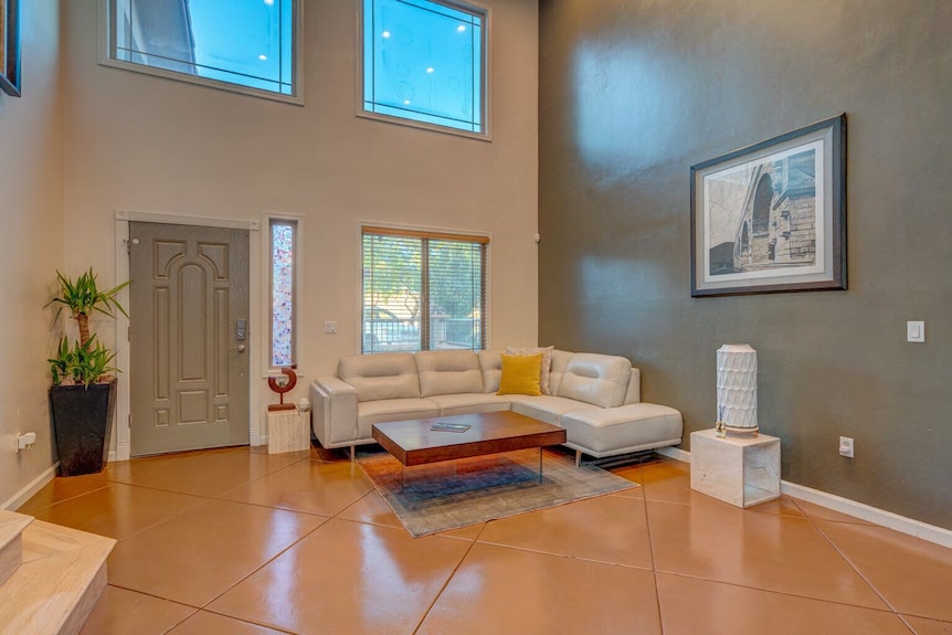 Vlia Stunning, Stylish Getaway Clouse To Everything - Tucson