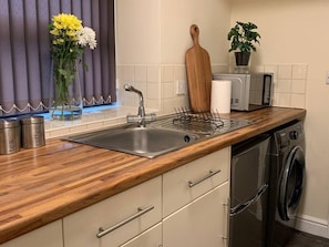 Casa de Campo, várias camas | Cozinha privada | Um frigorífico, um micro-ondas, um forno, uma placa de cozinha