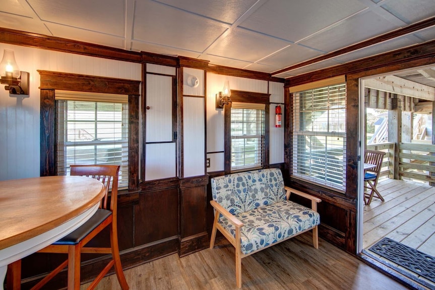 Historic Suite With A Private Hot Tub! - Outer Banks, NC