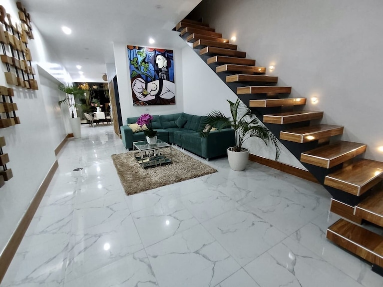 Lujosa Residencia Con Cocina, Lavadora Y Secado Con Vistas En El Centro - Amazonas