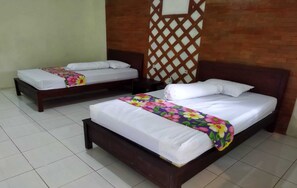 Quarto Twin Standard | 1 quarto, roupa de cama fornecida