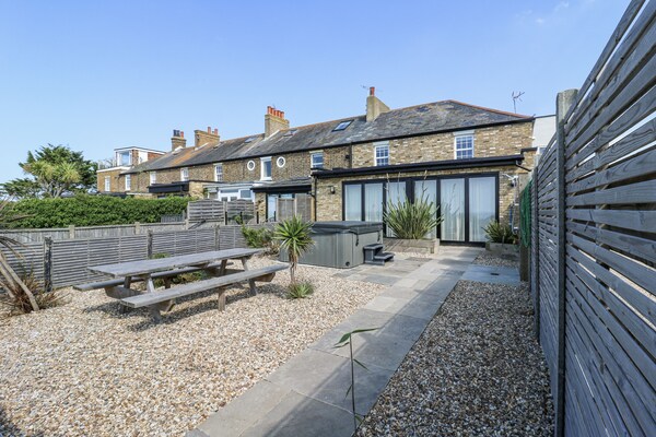 Coast Guard House - Isle of Sheppey