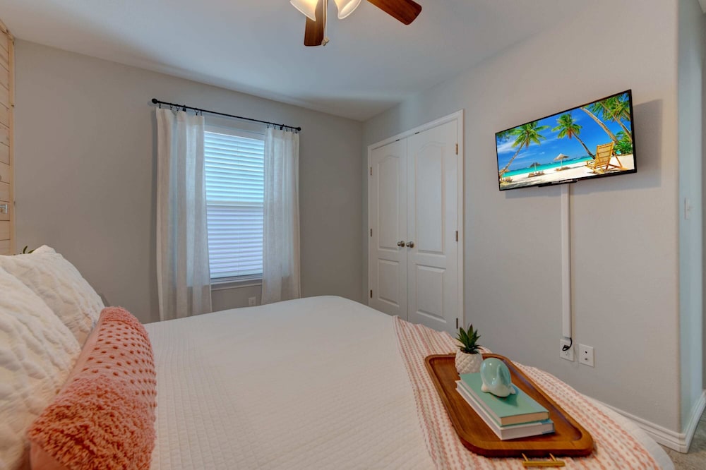 Totally Beachin-swing Bar, Pool, Hot Tub - Port Aransas, TX