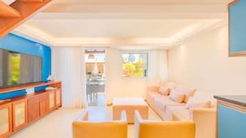 Apartamento | Área de estar | TV de tela plana