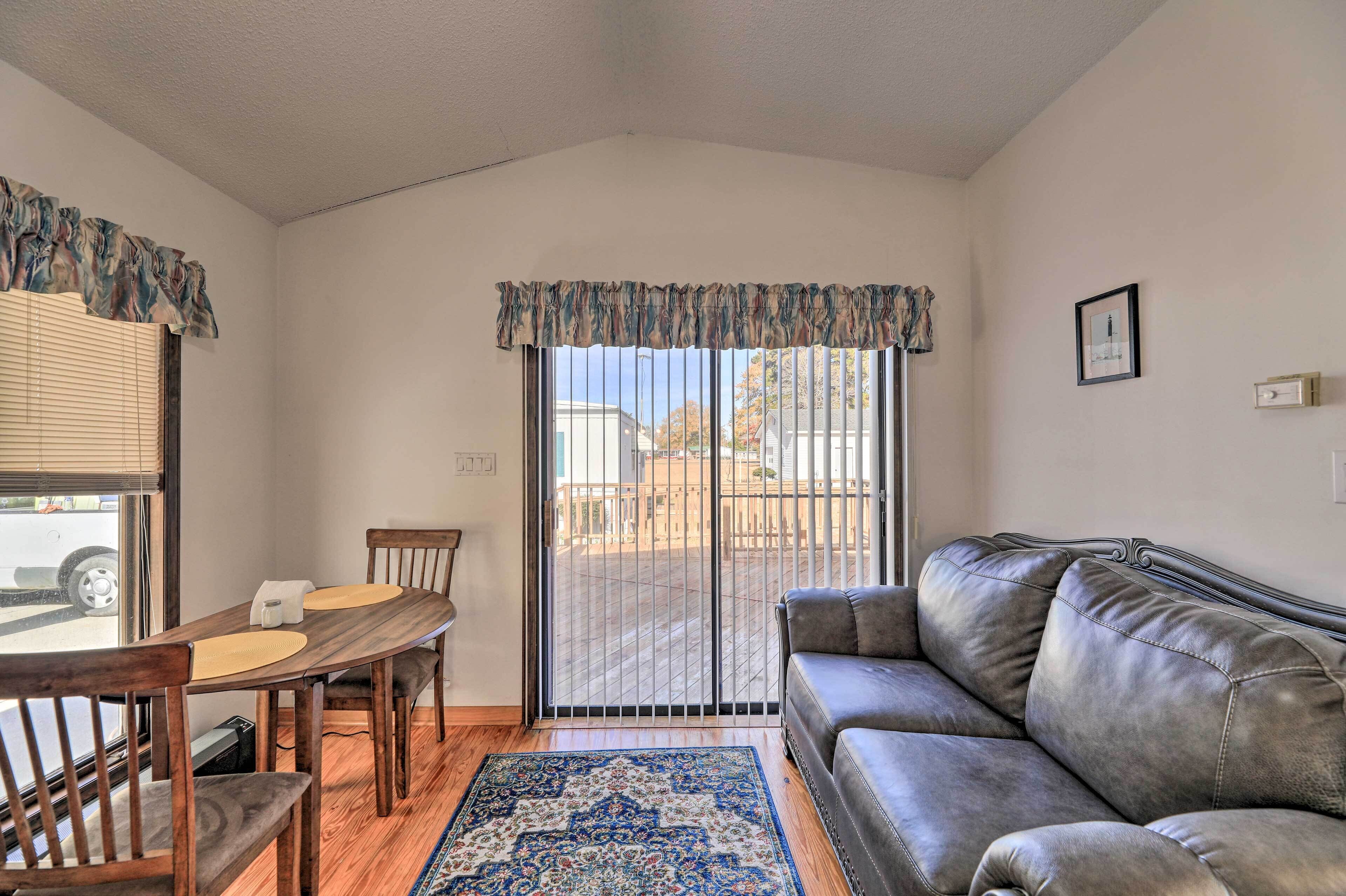 'Cozy Cottage' W/ Shared Dock On Dawson Creek - North Carolina