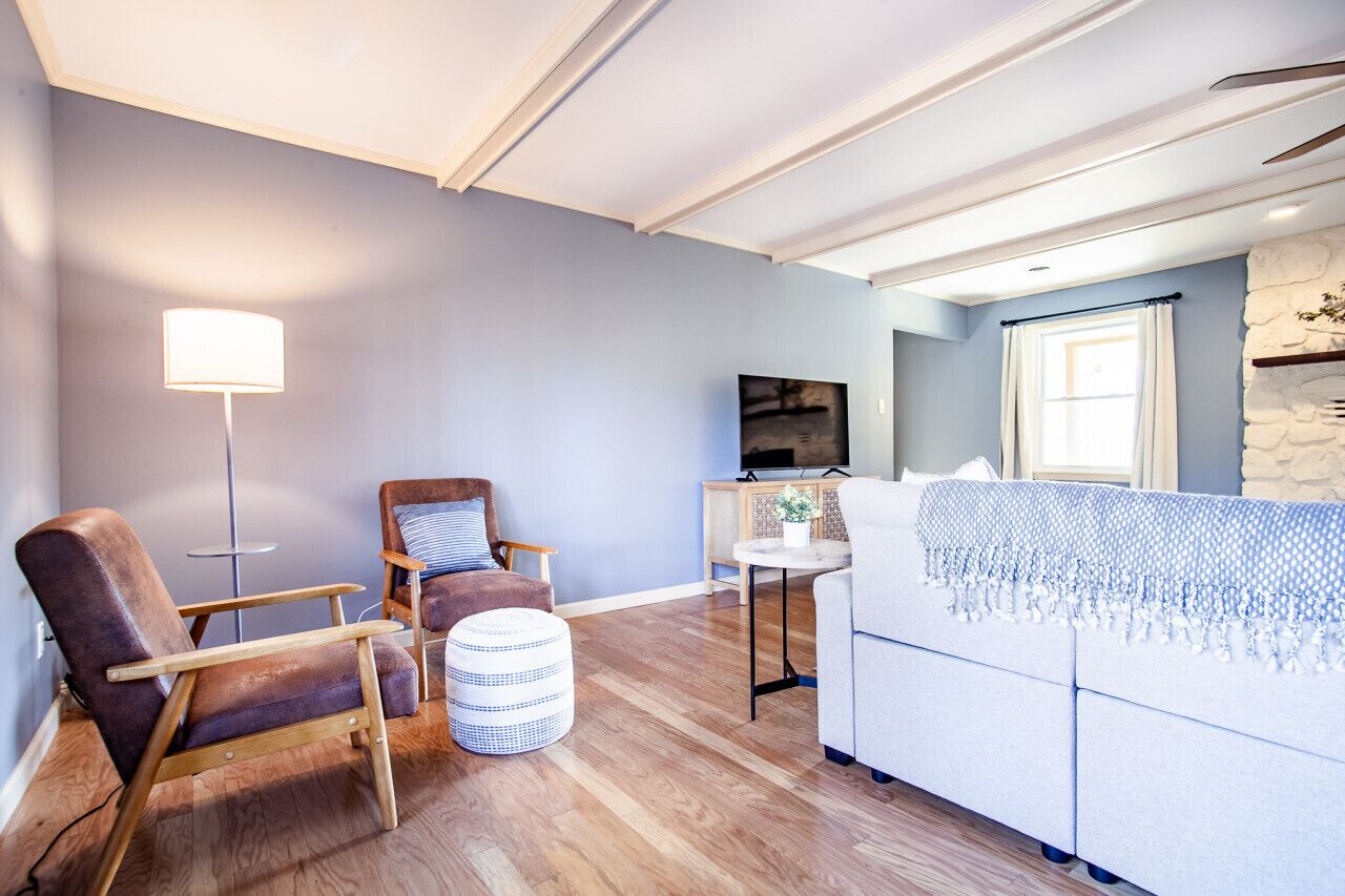 Wraparound Porch & Cozy Fire  Relax In The Smokies! - Pigeon Forge, TN