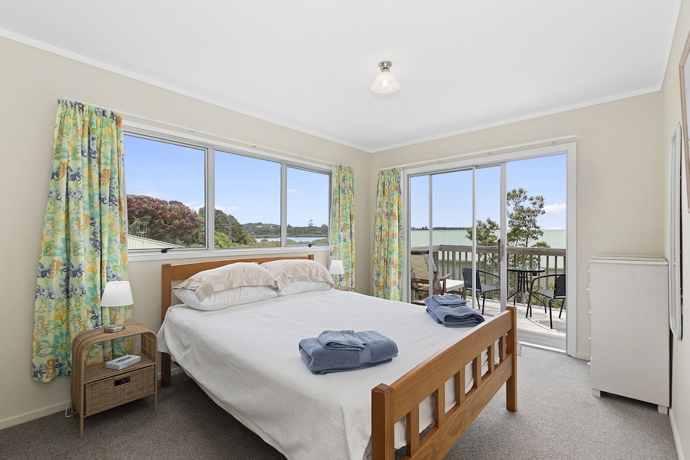 Tahuna Family Escape - Paihia Holiday Home - Paihia