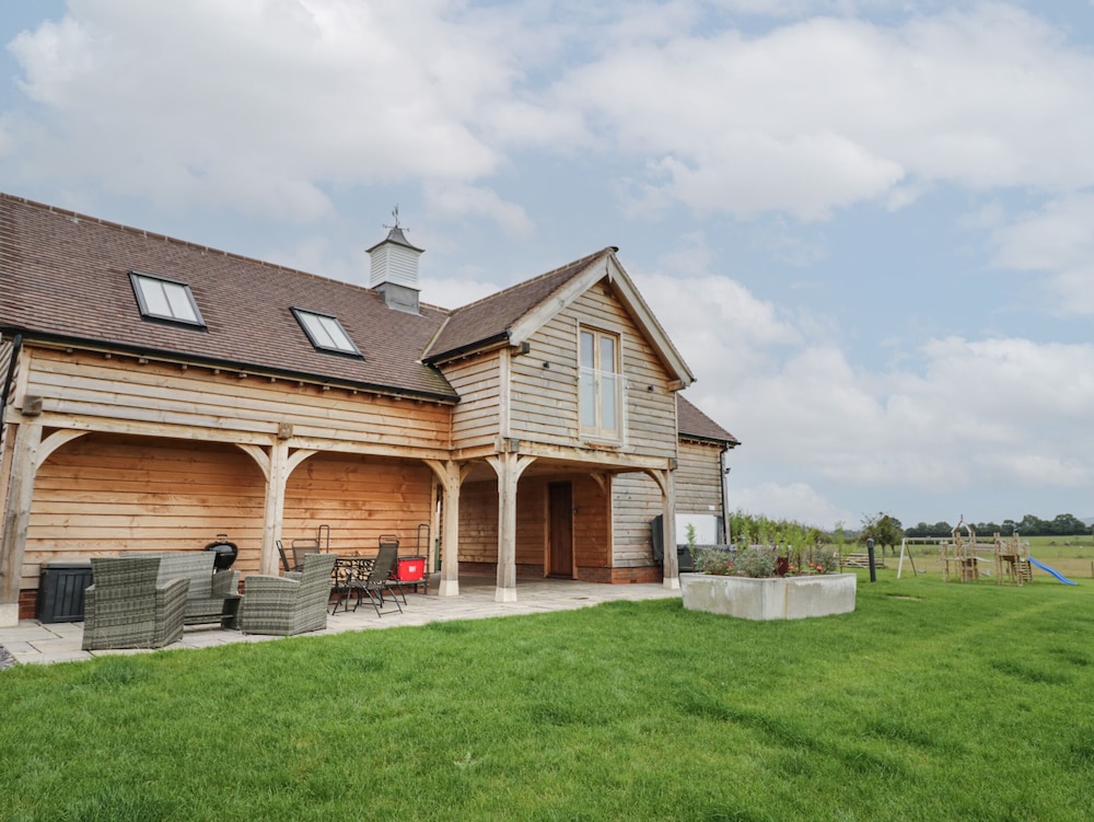 Hallgarth Farm Holiday Lodge - Cotswolds