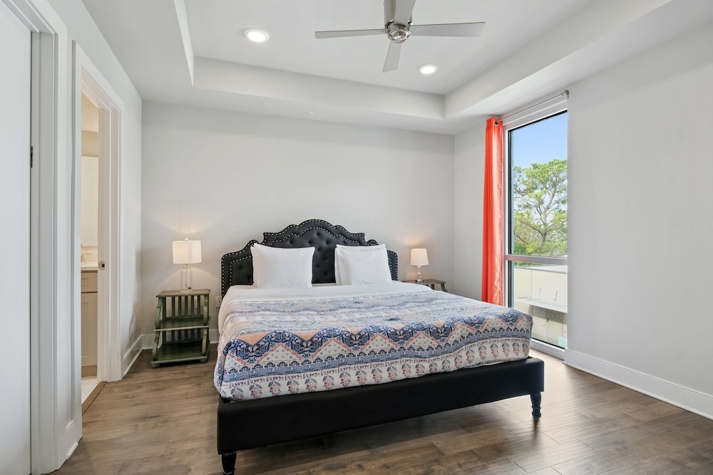 Lovely Condo In The Bywater. Great Nola Location! - New Orleans, LA