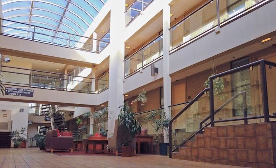 3 Br Suite Located Less Than 1 Mile From Beaver Creek With Free Shuttle Service! - Colorado