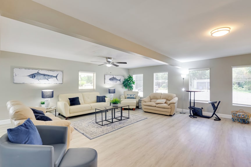 5 Mi To Busch Gardens Tampa Bay: Villa W/ Pool! - Tampa