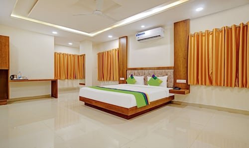 Treebo Trend Royal Empire Indore - Indore