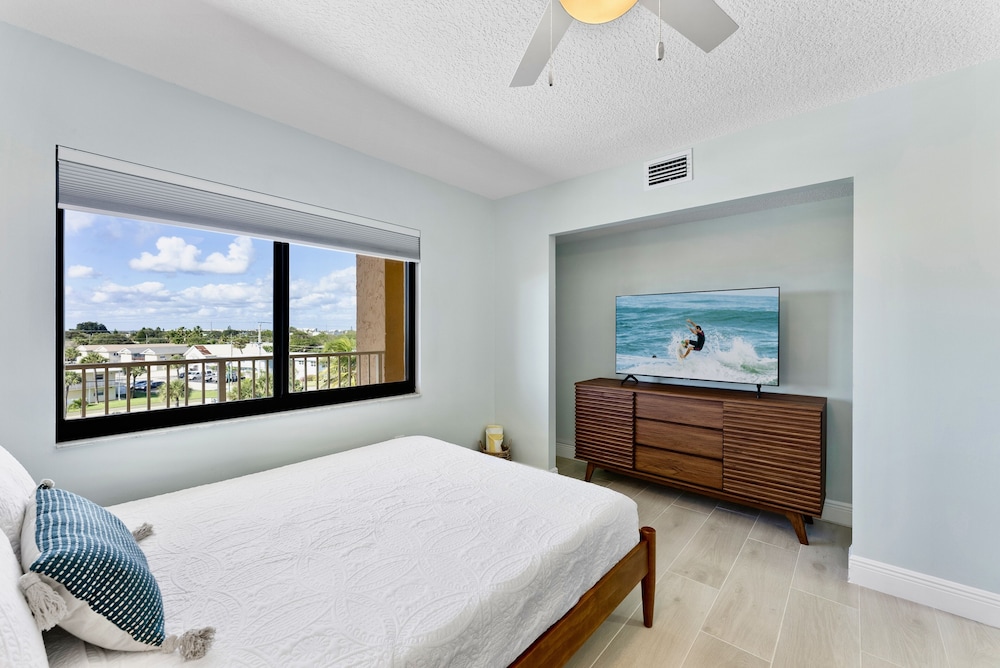 Newly Renovated Oceanfront Condo | Stunning Views & Surf Vibes - Cape Canaveral, FL