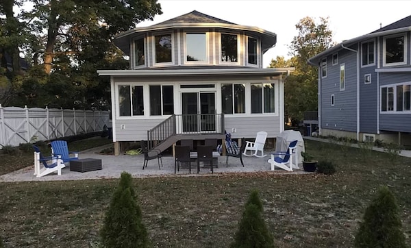 Park Your Car And Walk To All Soha Has To Offer! - 사우스 해븐