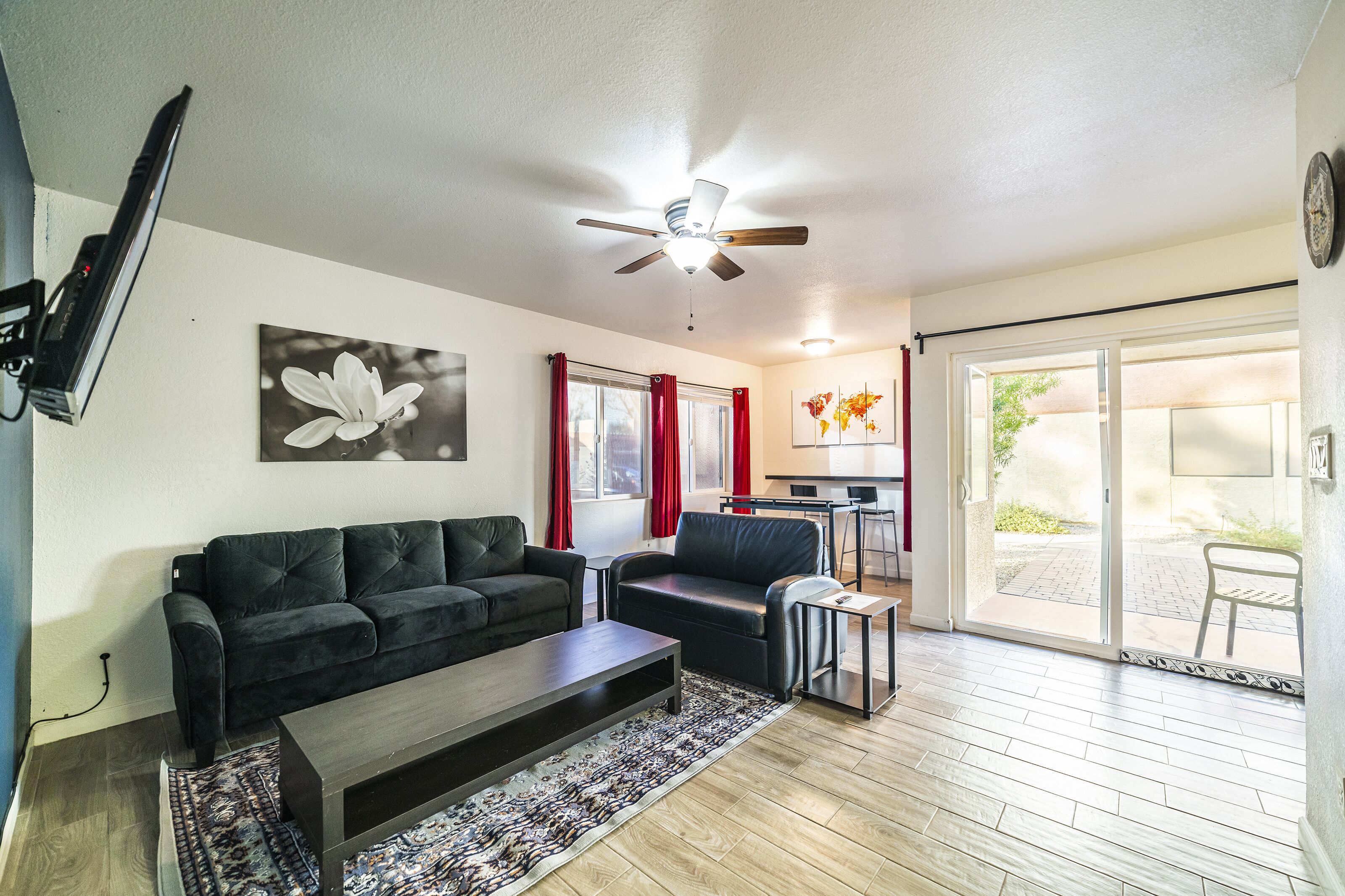 Condo exclusivo | Ferros/tábuas de passar roupa, Wi-Fi de cortesia