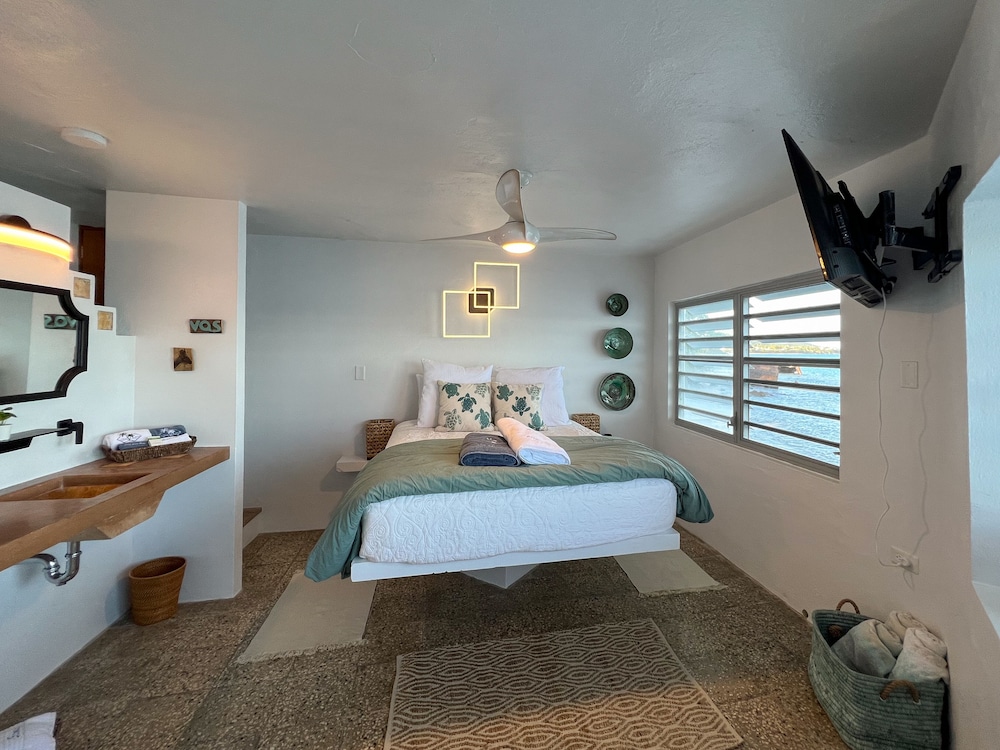 Stunning Waterfront, Art Deco Family Compound Cascading To The Water’s Edge - Vieques