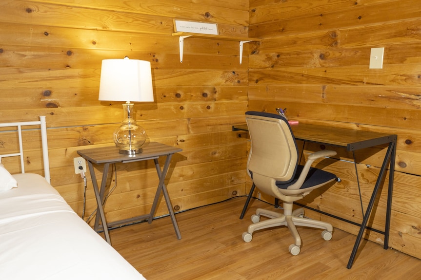 Peaceful Decor Crafted Apartment 1 Bedroom 2 Bathrooms - Watertown, NY