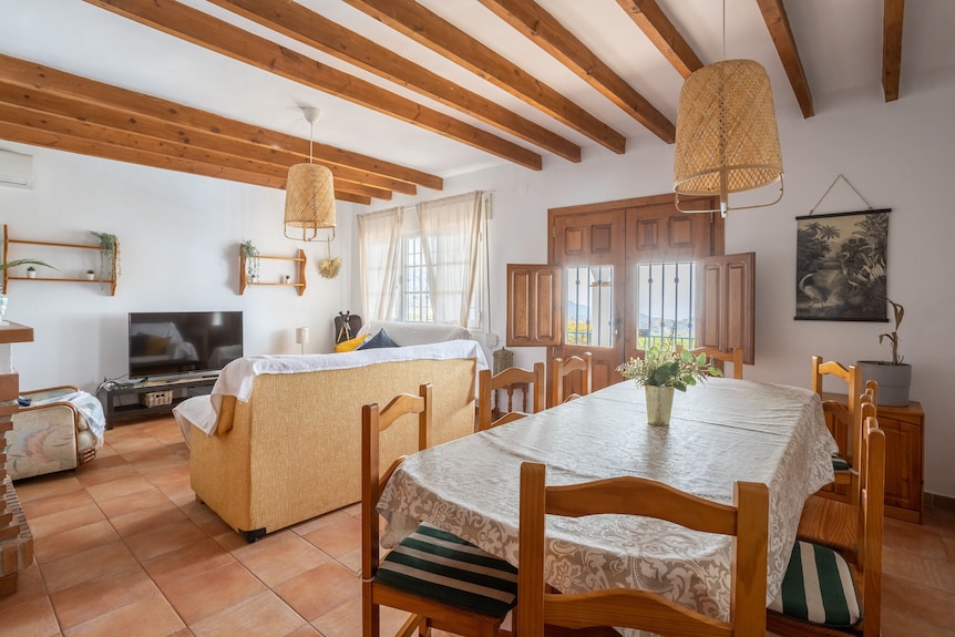 Villa "Hugo" Met Uitzicht Op Zee En Bergen & Wi-fi - Vélez-Málaga