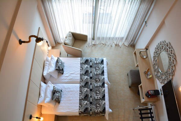 Royalty Suites Seaside - Halkidiki