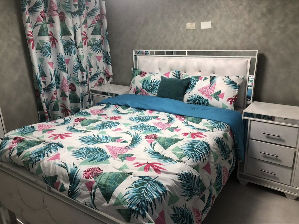 Cozy 3-bedroom Residential House Kingbed Full Ac. Casa Entera 3-hab Hot Water - República Dominicana