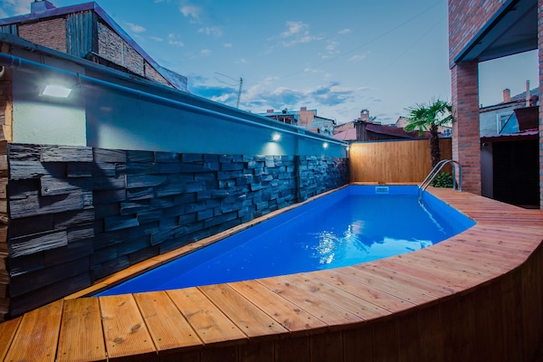 Piscina externa sazonal