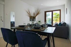 Apartamento de Luxo | Sala de estar | Televisor 