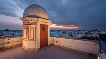 Suíte (Torre Mirador) | Frigobar, cofres nos quartos, escrivaninha, quartos à prova de som