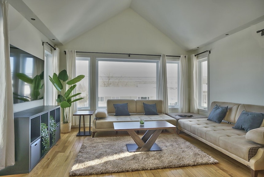 Dynamite 2-bedroom House Wifi Garage Sleeps 6 - Sherbrooke