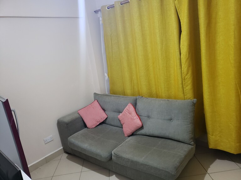 1 Bedroom Apartment With Balcony, Wifi And Free Parking - Nairobi