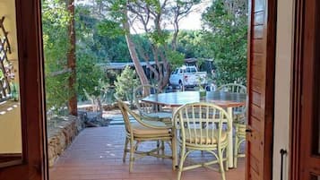 Apartamento, 2 camas queen-size | Varanda