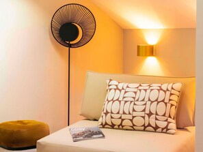 Chambre Classique, 1 lit double | Cofre no quarto, cortinas/cortinados opacos, quartos insonorizados 