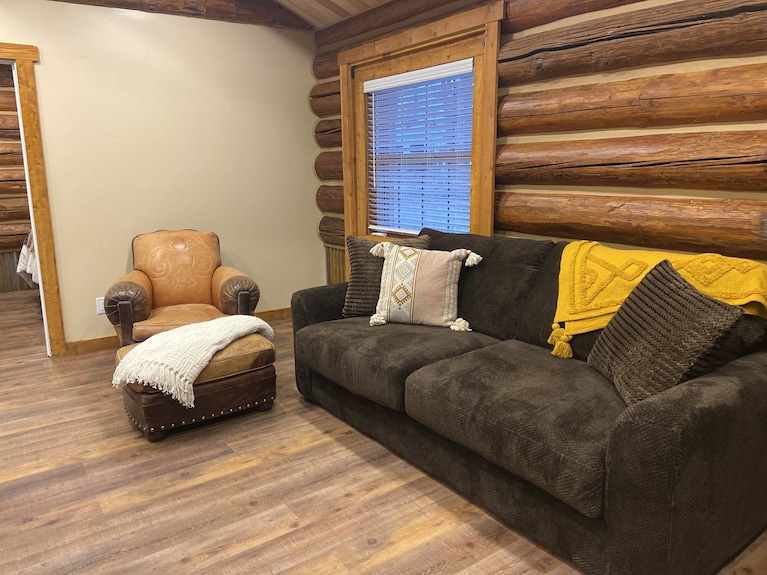 Teton Cabin- Columbia Mountain Ranch - Montana