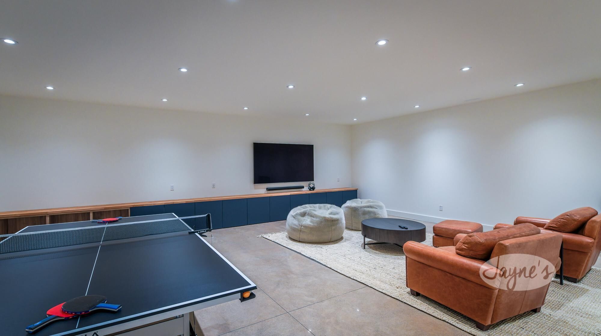 Brand New 5bdrm 3bath Modern Home In Creemore! - Ontario