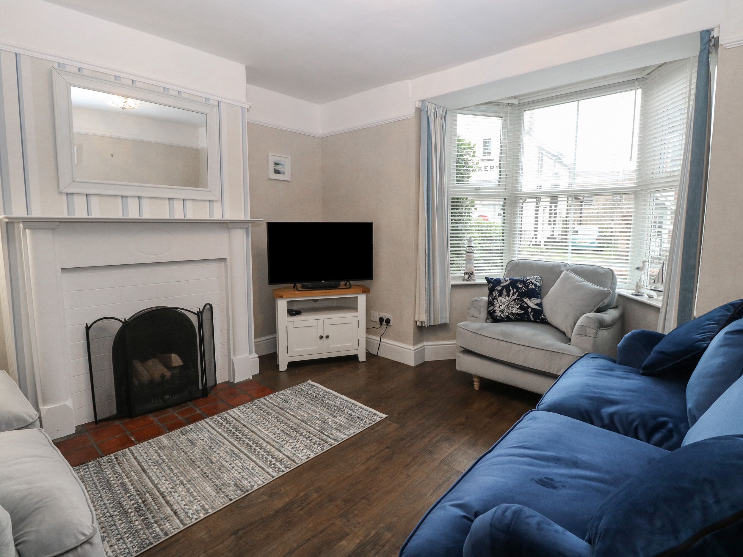 Hunny Cottage, Pet Friendly, Character Holiday Cottage In Hunstanton - Hunstanton